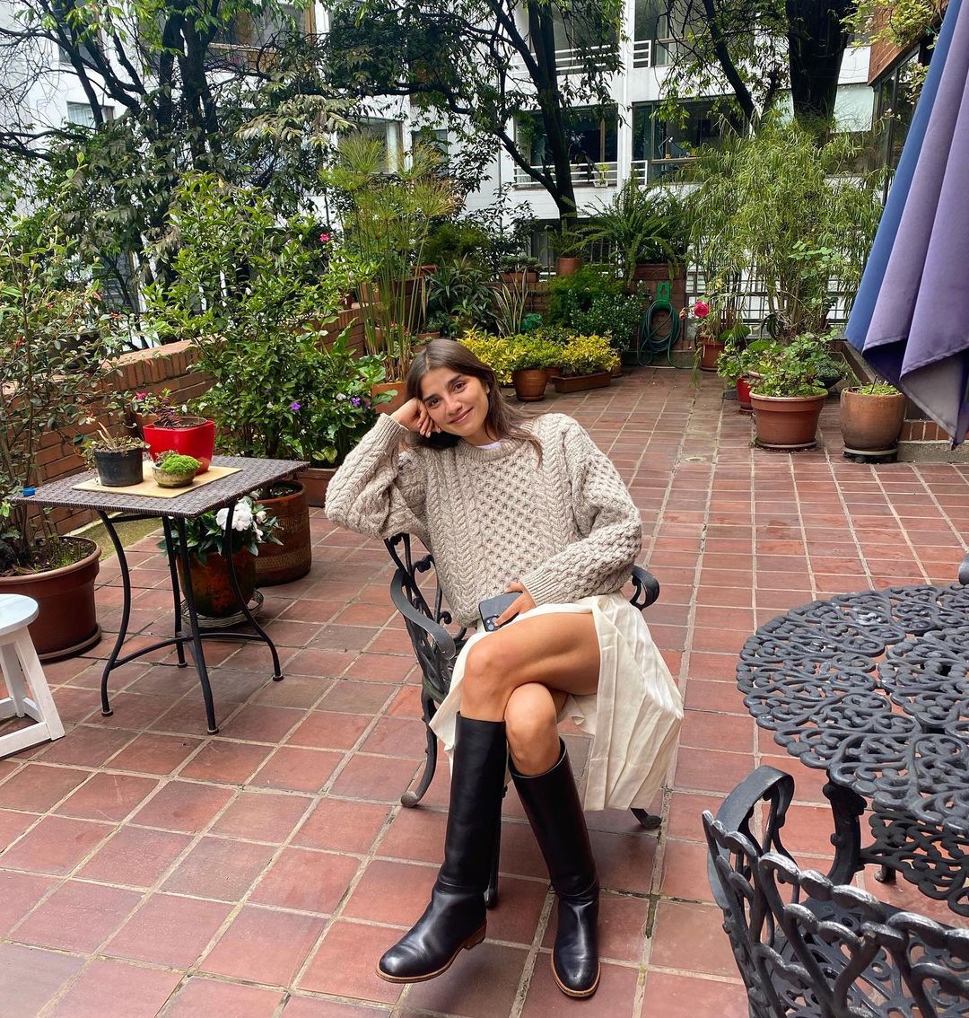 A Stylish Way To Wear Your Favorite Fall Knits Now