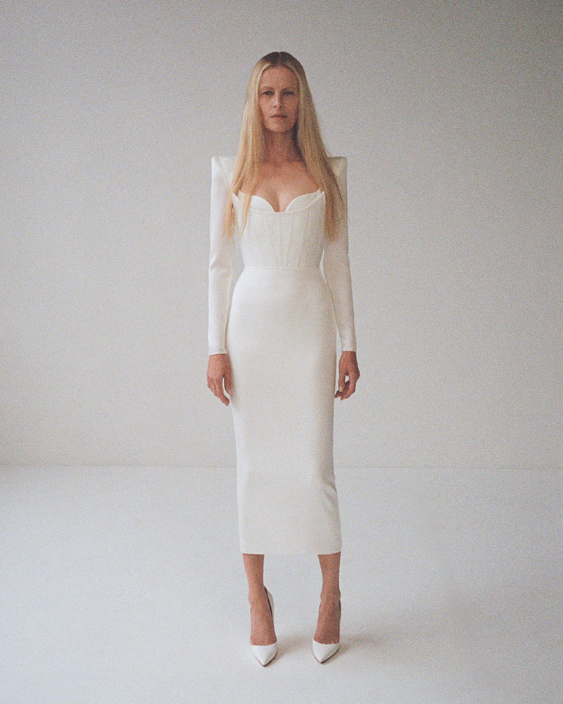 Step Into The New Year With Head-Turning Looks From Alex Perry