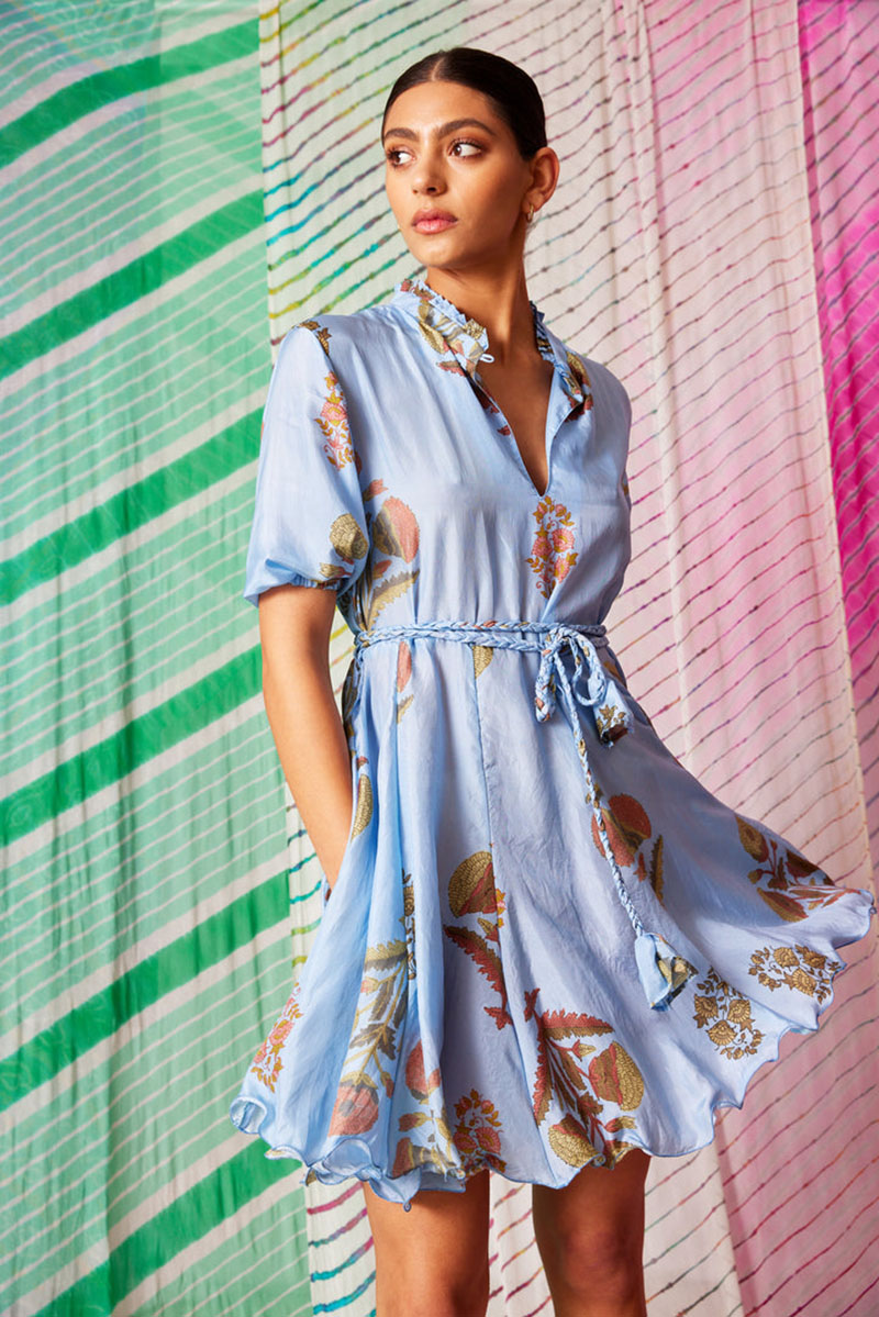Enjoy Handmade Designs With A Little Wardrobe Upgrade From Hannah Artwear