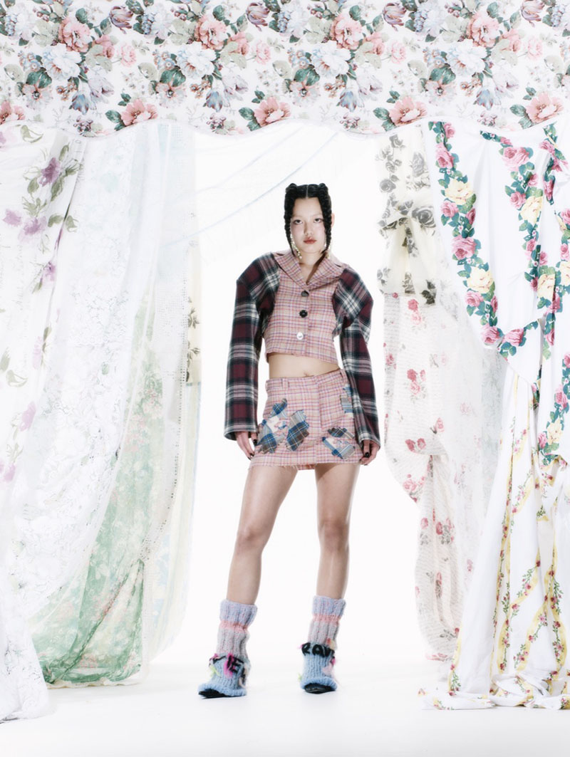 Eye-Popping Designs Wait To Be Discovered At Rave Review AW23 Collection