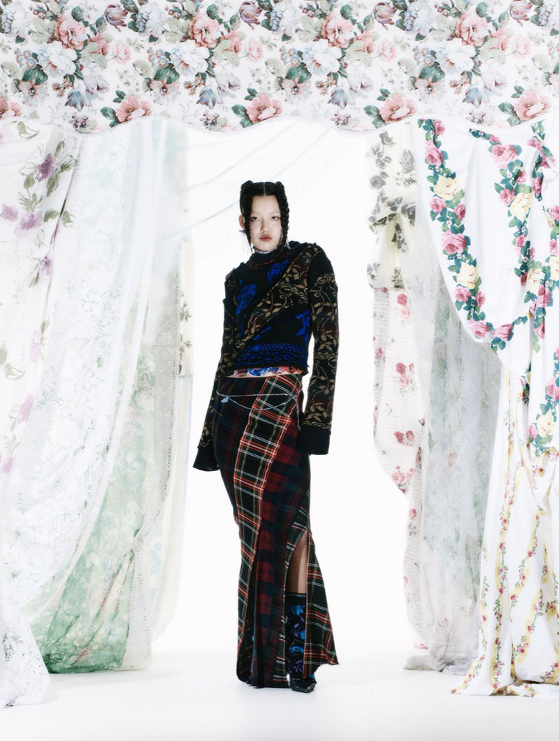 Eye-Popping Designs Wait To Be Discovered At Rave Review AW23 Collection