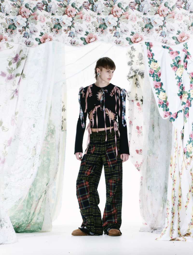 Eye-Popping Designs Wait To Be Discovered At Rave Review AW23 ...