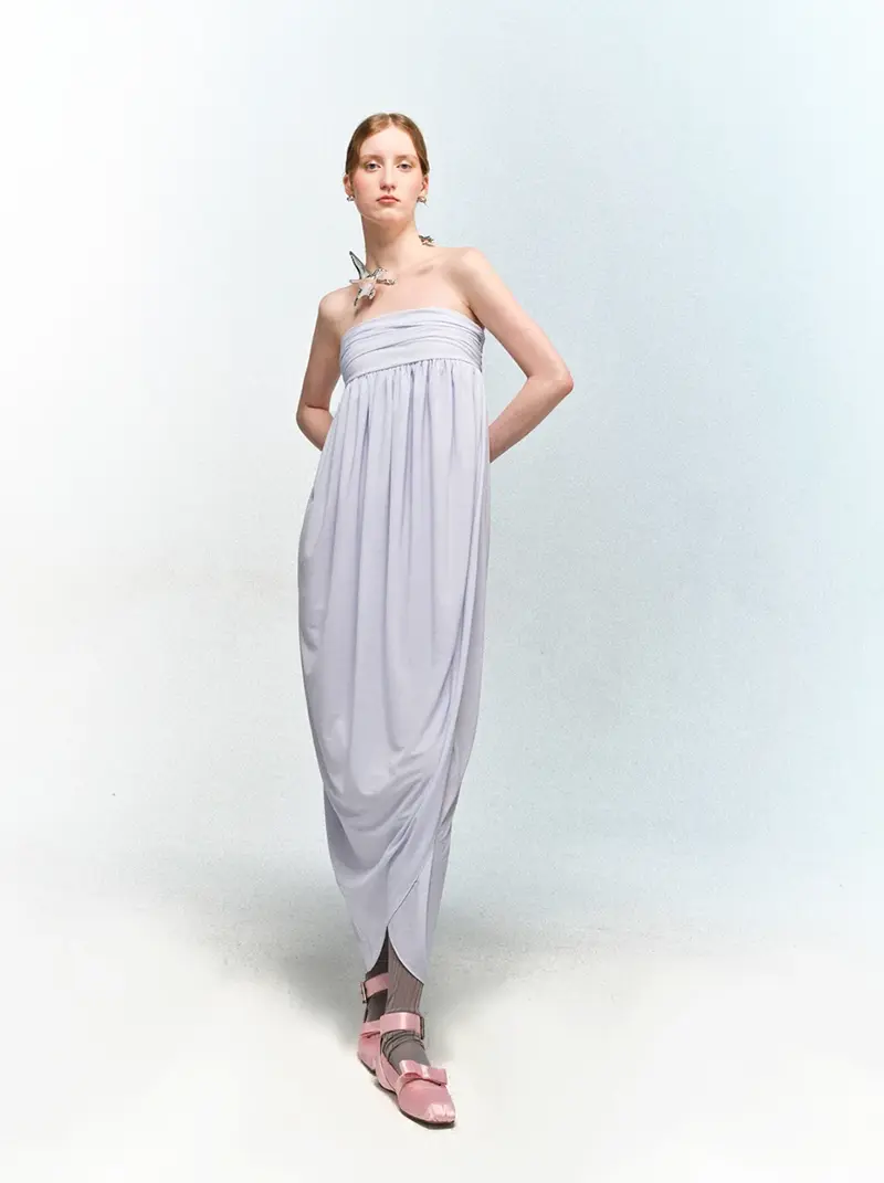 Play With Traditional And Modern Design In This Ming Ma SS23 Collection