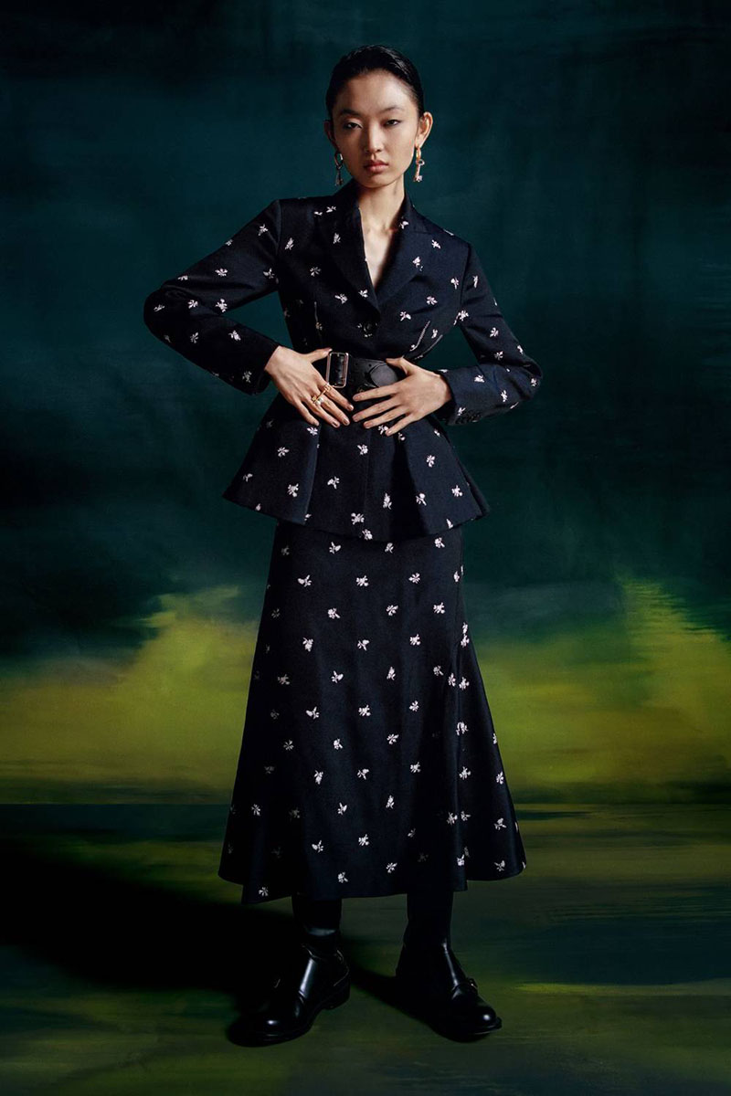 Step Back In Time With This Stunning Pre-Fall 2023 Collection From Erdem