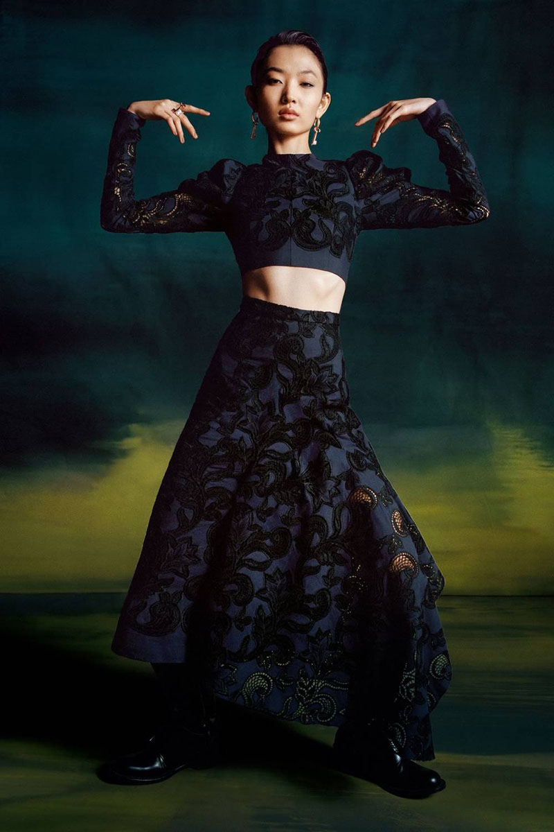 Step Back In Time With This Stunning Pre-Fall 2023 Collection From Erdem