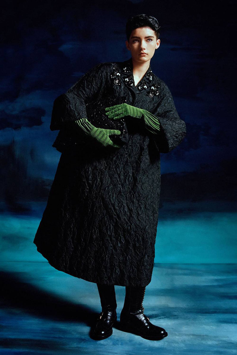Step Back In Time With This Stunning Pre-Fall 2023 Collection From Erdem