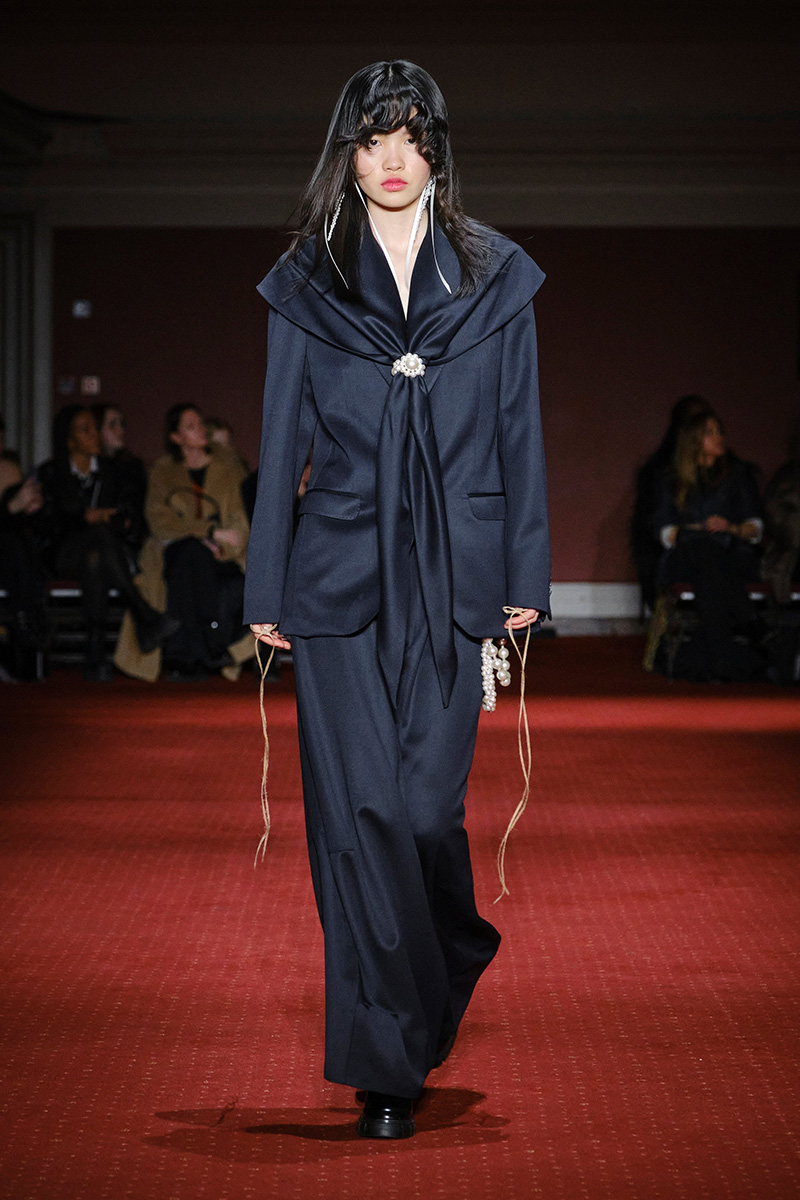 Experiment With Your Style With Simone Rocha's Stunning AW23 Collection