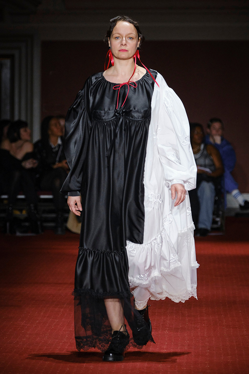 Experiment With Your Style With Simone Rocha's Stunning AW23 Collection