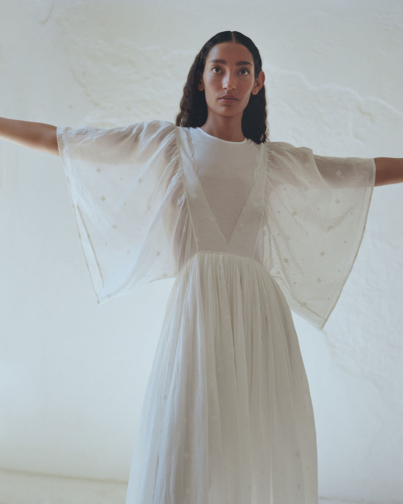 Embrace Your Feminine Side In Something New From Anaak Collection