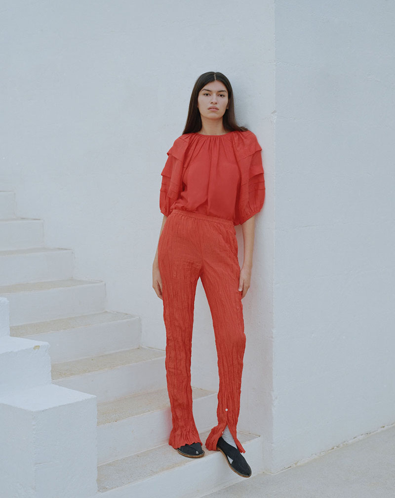 Embrace Your Feminine Side In Something New From Anaak Collection