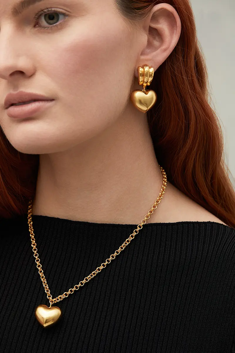 Enjoy Feminine Jewelry From Valere "Lover" Collection