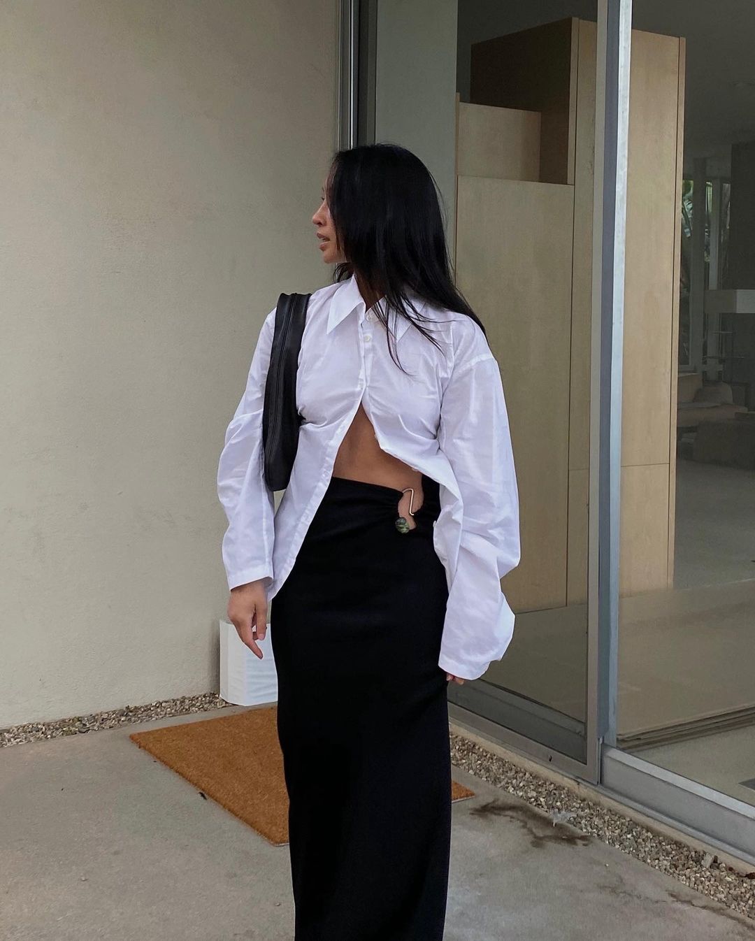 10 Looks To Nail The 90’s Minimalist Fashion Trend