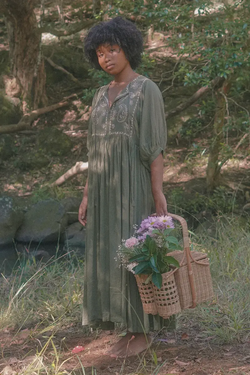 Enjoy The Earthy Feel Of This Tree Of Life Collection