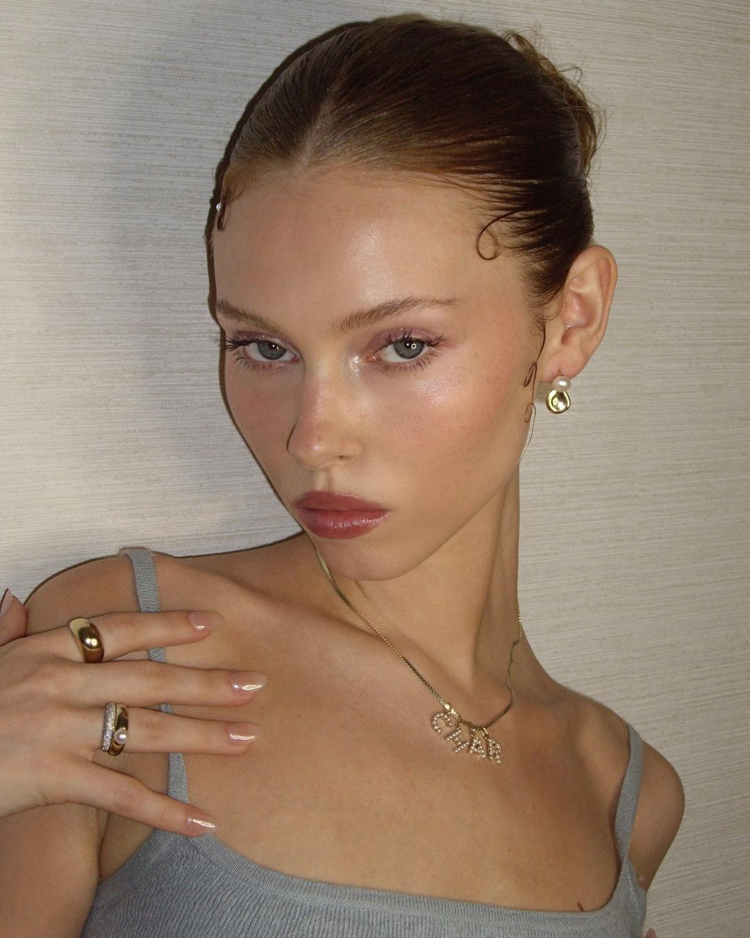 Clean Girls Love This Slicked-Back Bun Hairstyle