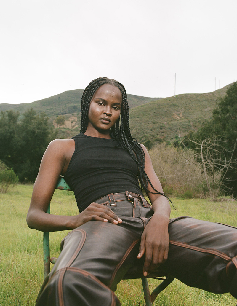 Dive Deep Into The Stylish World Of MIMCHIK