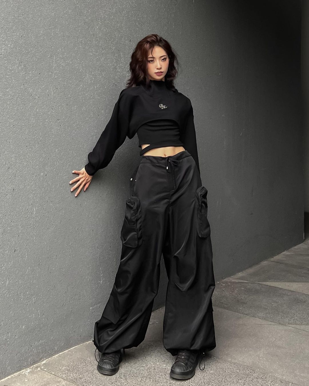 10 Outfits That Prove The Utilitycore Trend Is Here To Stay