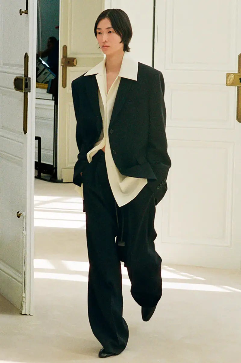The Row Wows Us With This Their Winter 2023 Collection