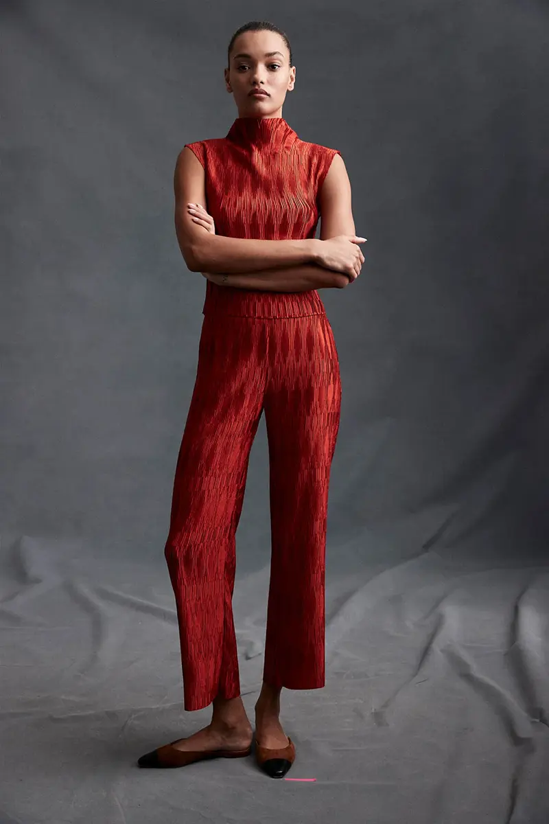 Keeping Things Classic With A Twist From Veronica Beard