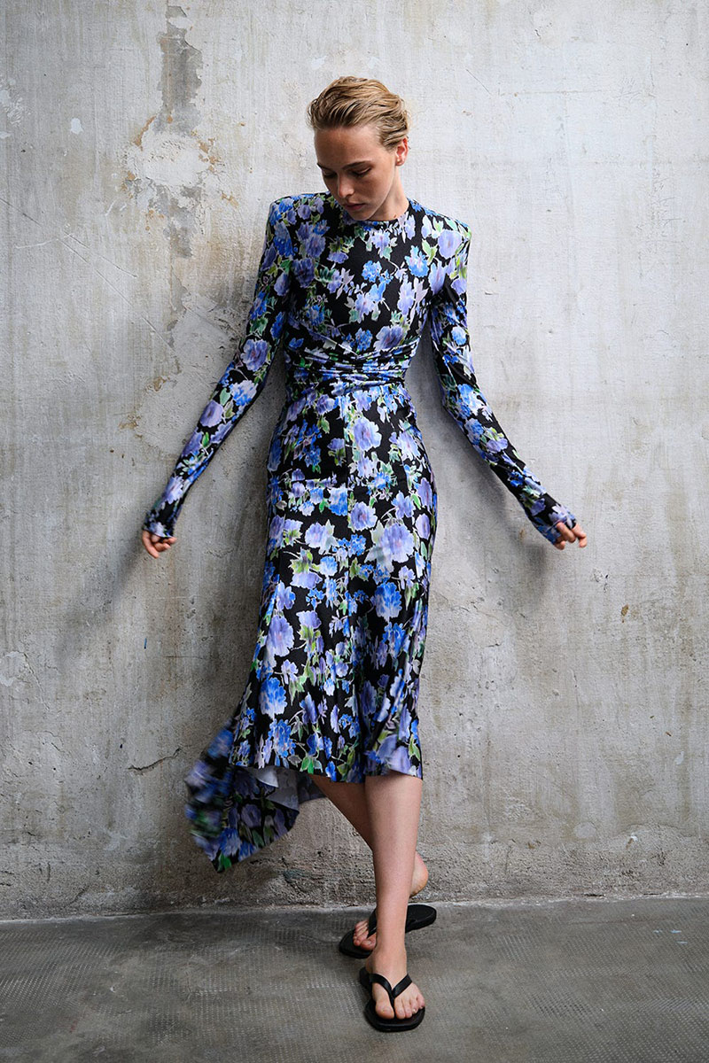 Modern Romanticism Comes To Life In This Collection From Philosophy Di ...