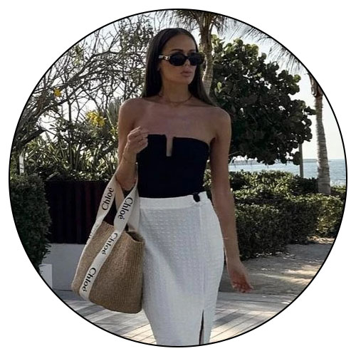 Best Women's Resort Outfits To Escape To Paradise In Style