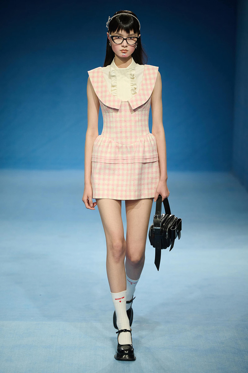 SHUSHU/TONG Always Delivers On The Modern, Flirty And Playful Style