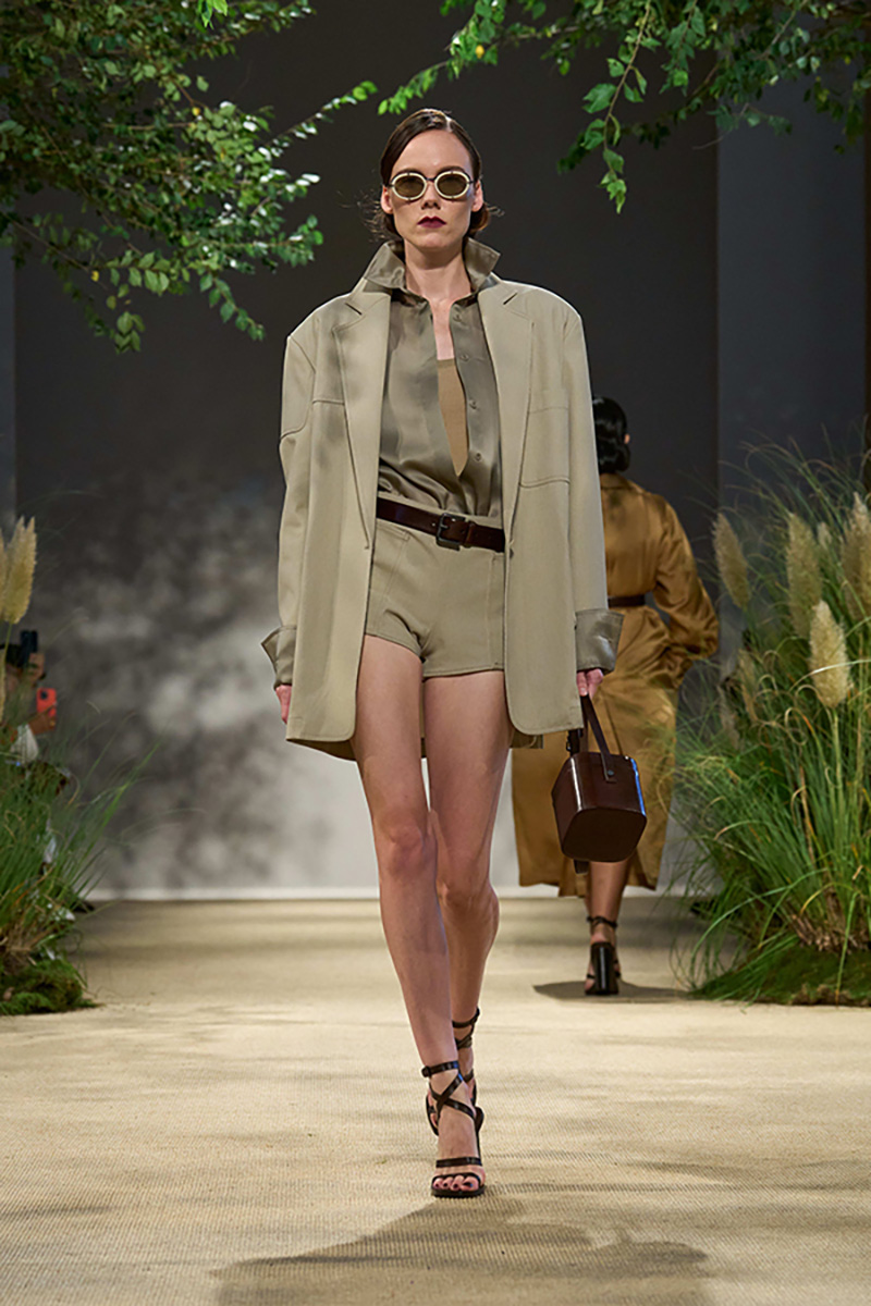 Max Mara Brings Great Style To The Table With This SS24 Collection