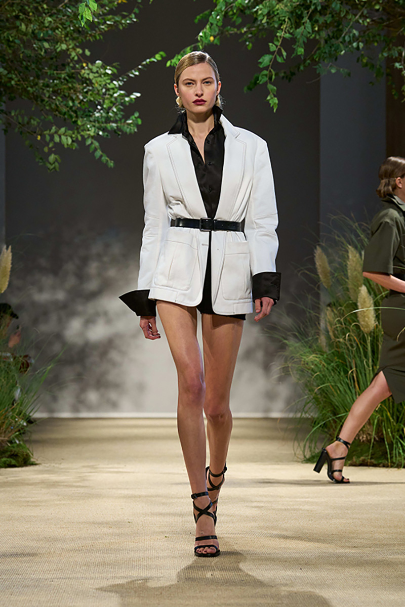 Max Mara Brings Great Style To The Table With This SS24 Collection