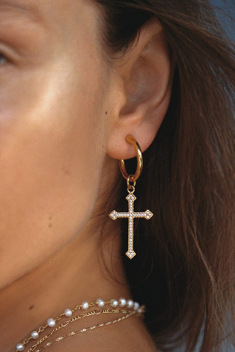 Vanessa Mooney Stuns With This Holiday '23 Release