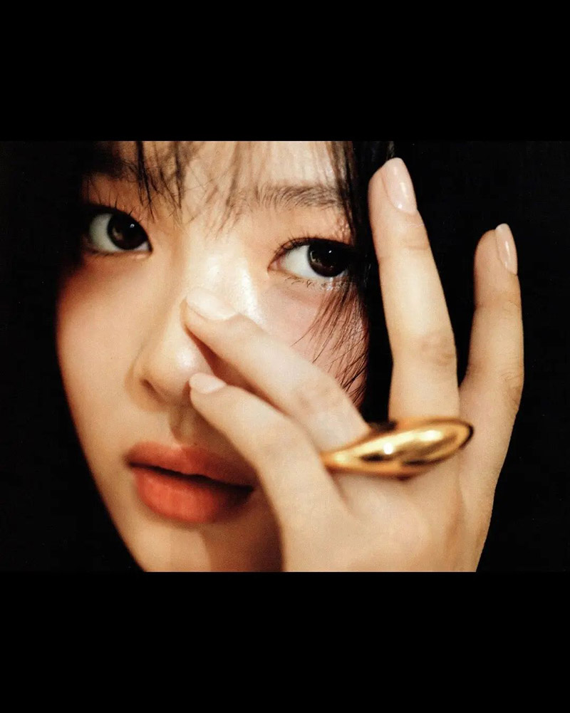 Hanni And Danielle From NewJeans Shine On The Cover Of VOGUE Australia ...