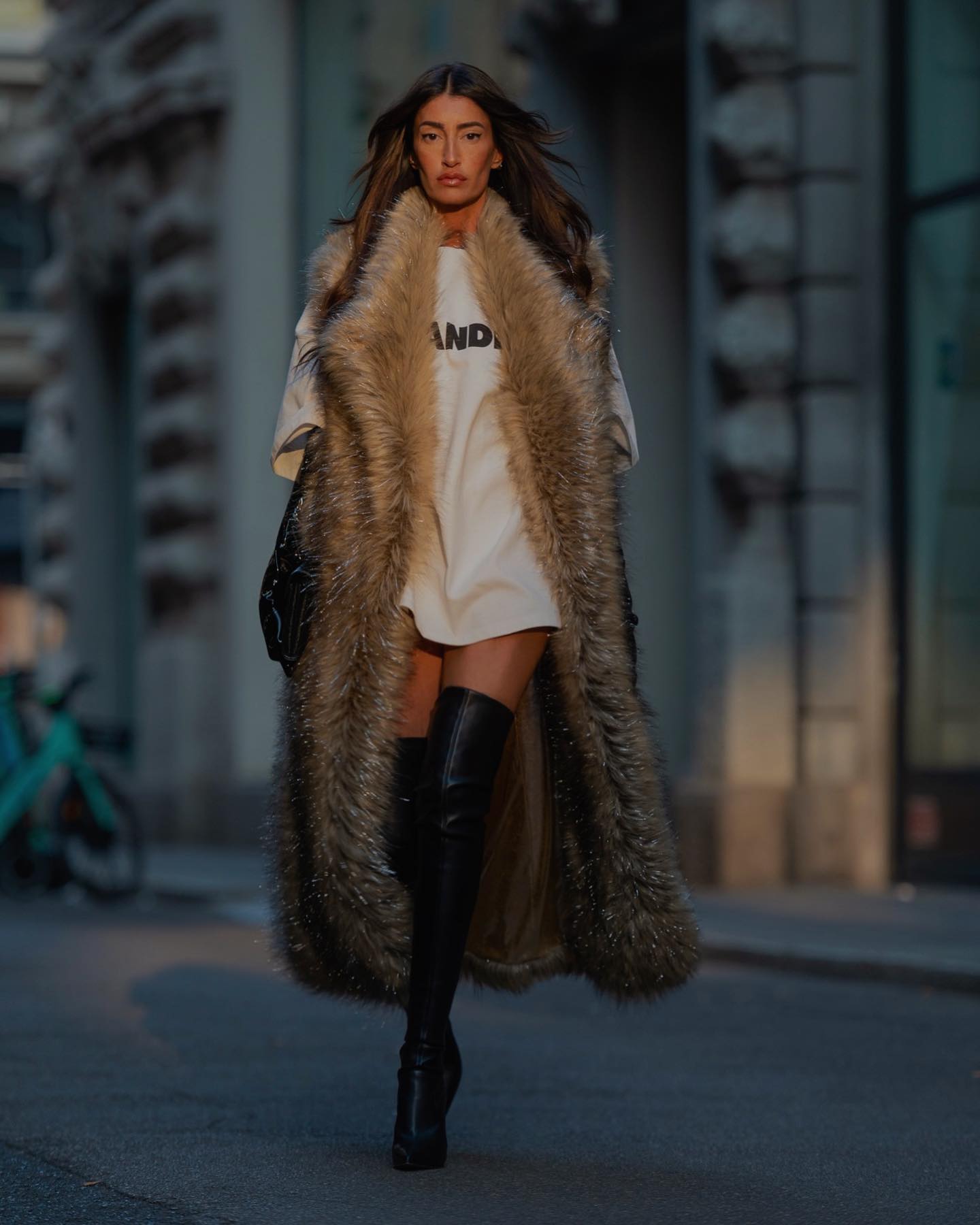 Master Indie Sleaze Style With These 10 Killer Outfits