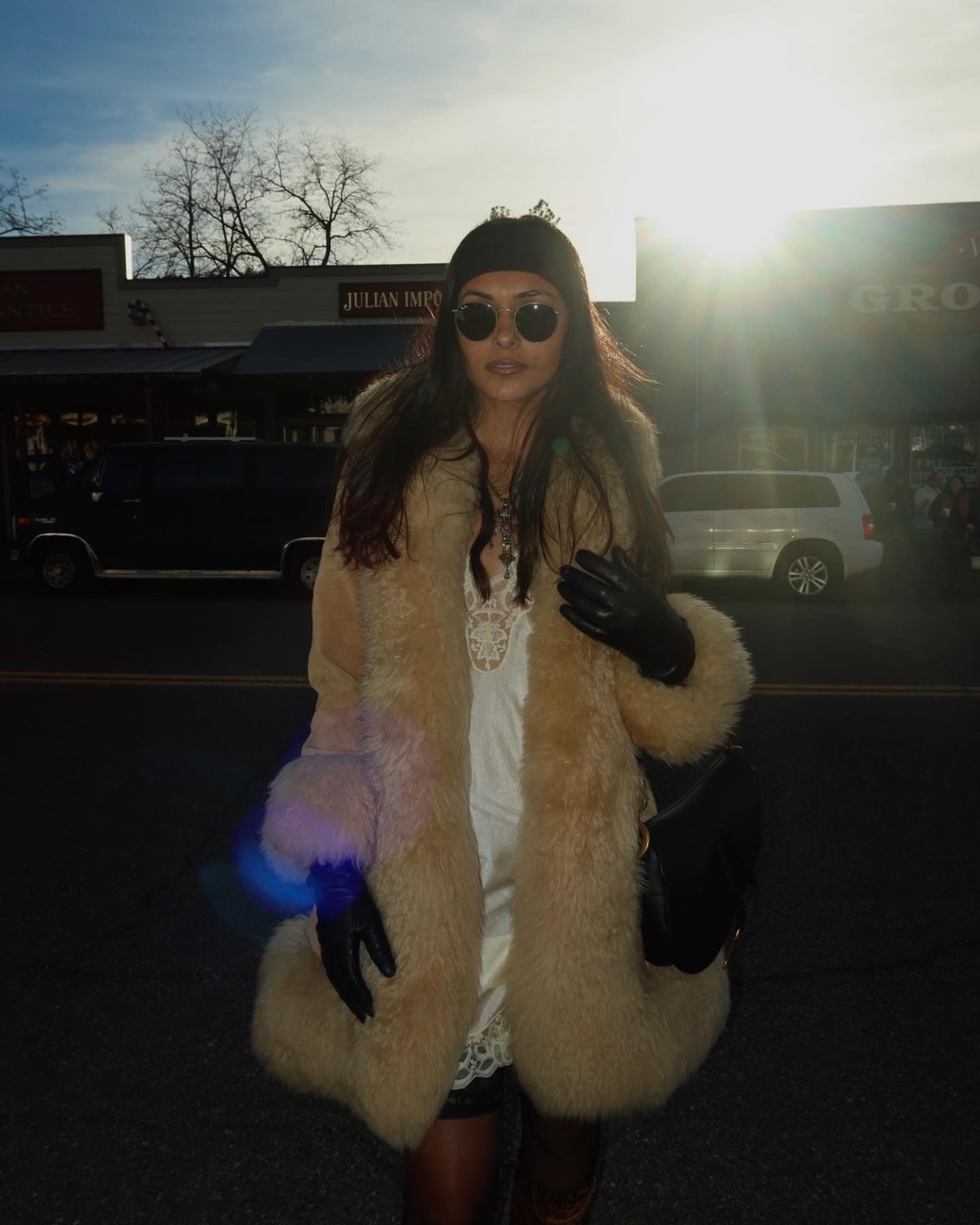 Master Indie Sleaze Style With These 10 Killer Outfits