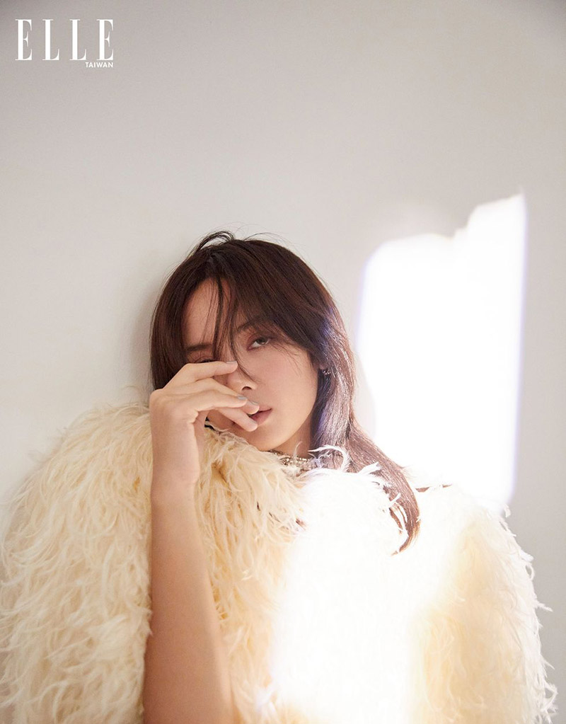 BLACKPINK's LISA Shines On The Cover Story For Elle Taiwan In CELINE