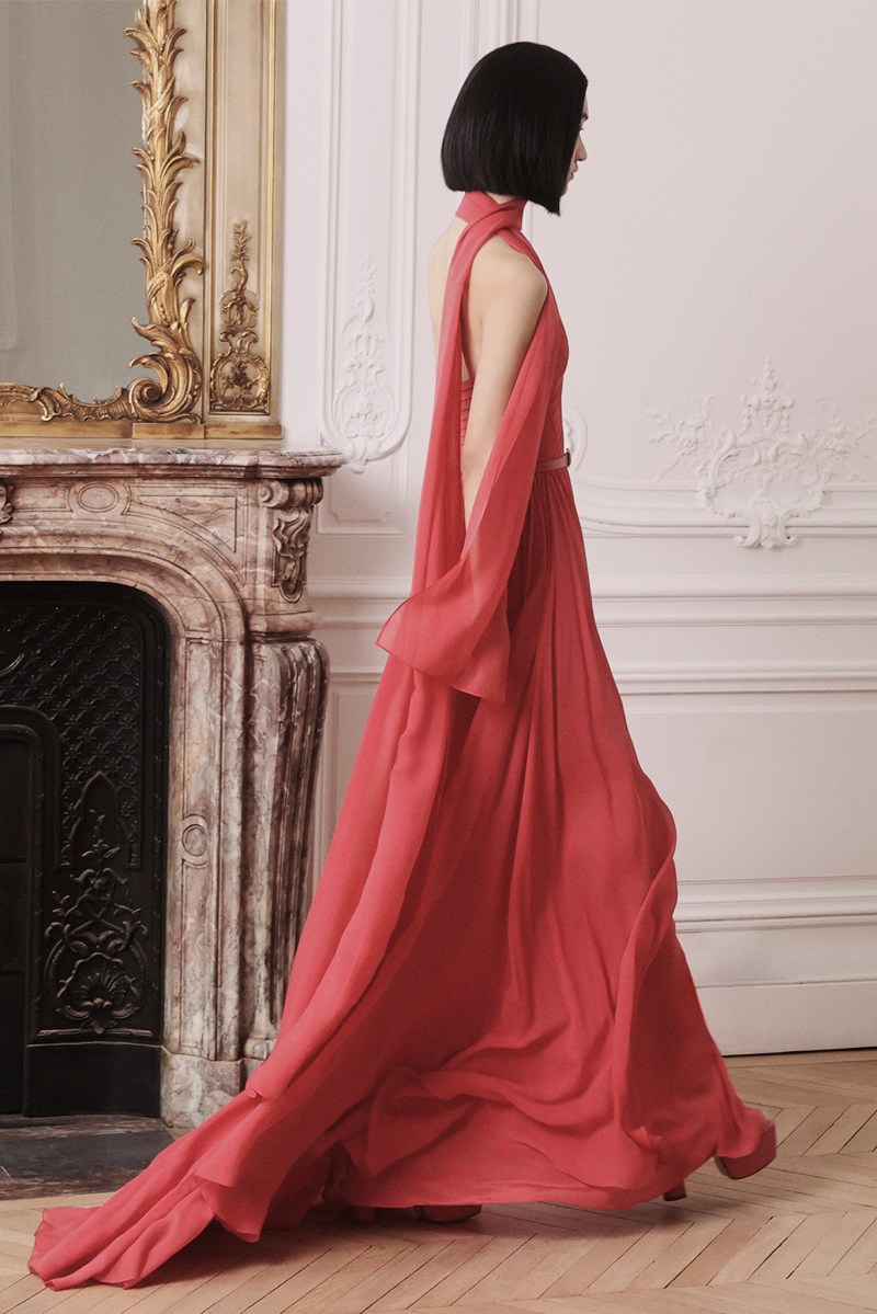 Elie Saab Pre Fall 2024 Collection Is A Perfect Blend Of Glamour And Sophistication