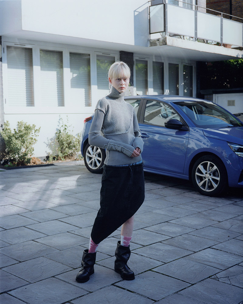 Leinwande Invents Their Own Exciting Aesthetic In This SS24 Release