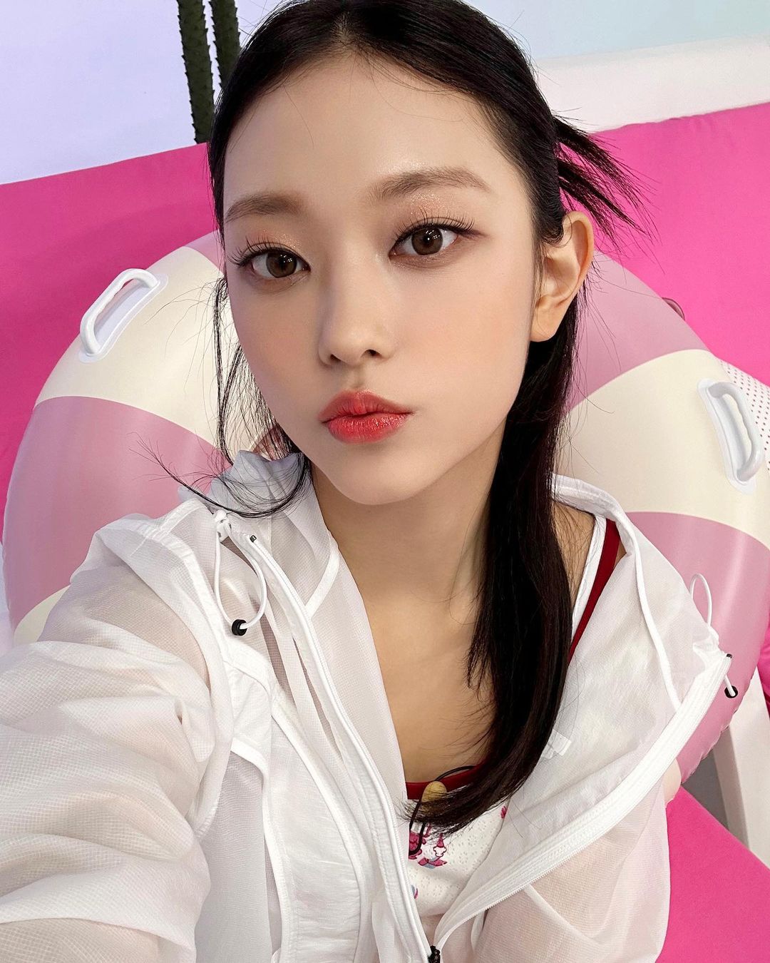 The Secret To Flawless Skin According To NewJeans Makeup Artist