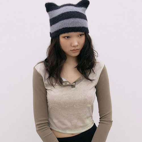 Expired Girl Is About To Evoke Your Inner Grunge Style