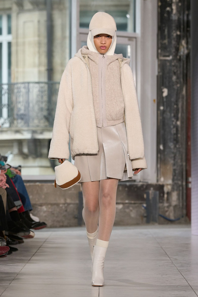 Akris Fall Winter 2024 Collection Adds A Modern Touch To Classic ...