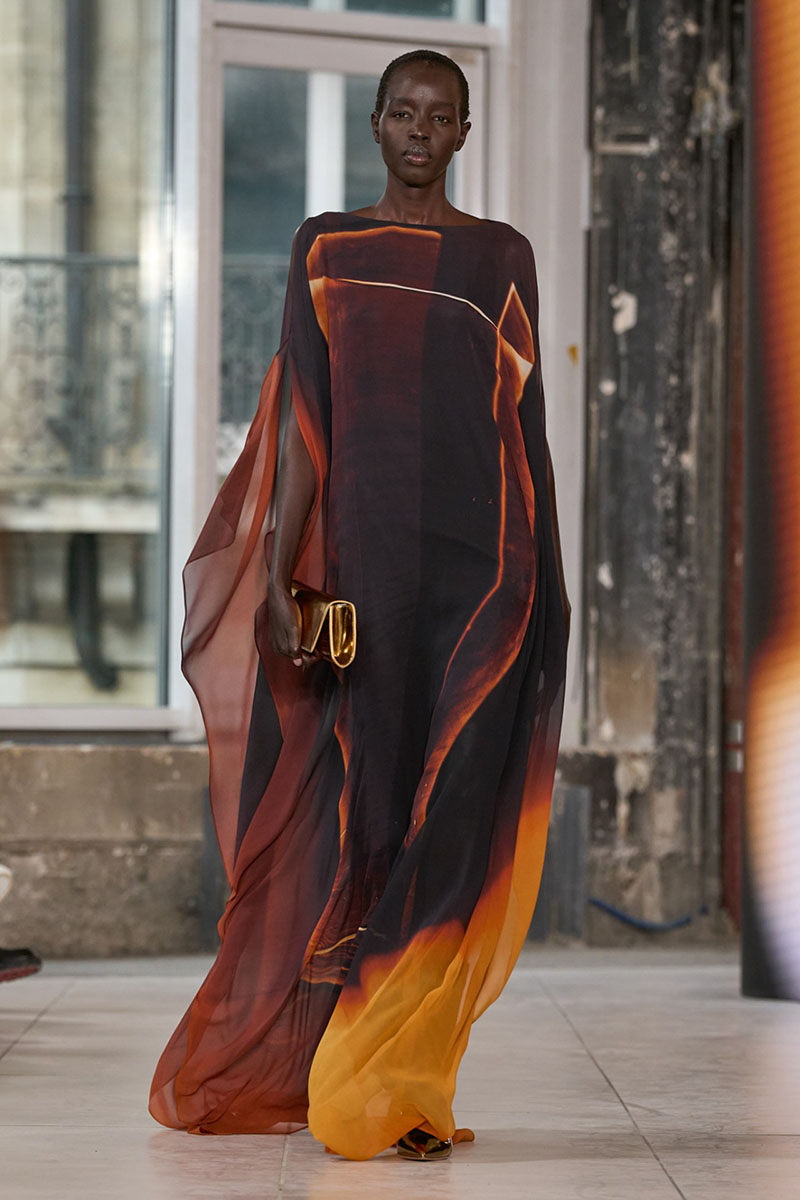 Akris Fall Winter 2024 Collection Adds A Modern Touch To Classic ...