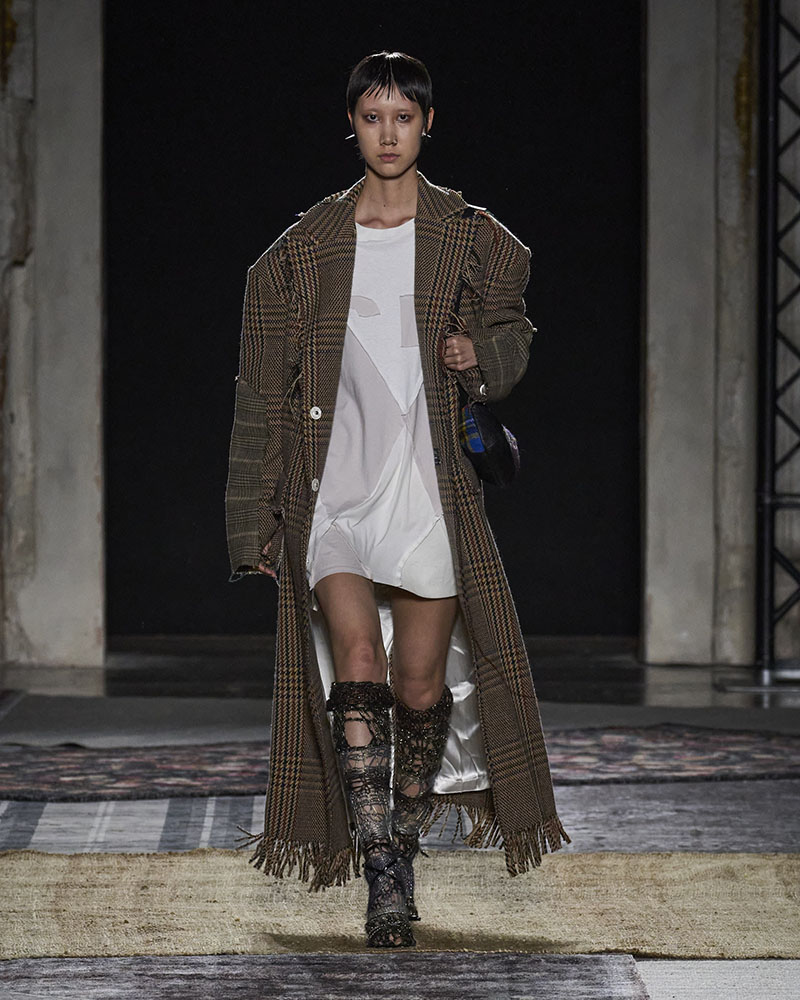 Rave Review Will Catch Your Attention With This SS24 Collection