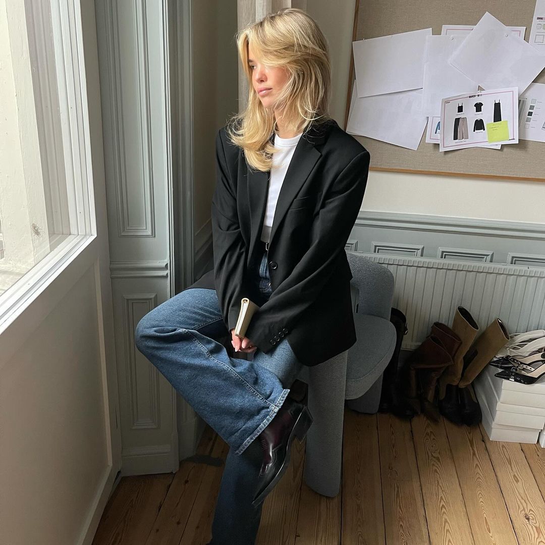 10 Recession Core Inspired Outfit Ideas For Minimal Style Lovers