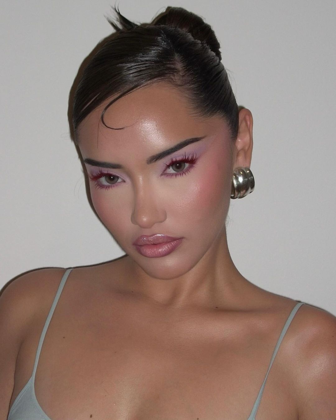 Step Up Your Spring Pastel Makeup With This Trick