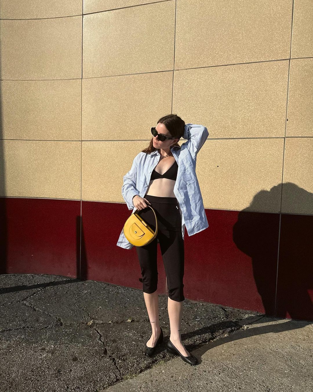 10 Ways To Wear Capris In 2024