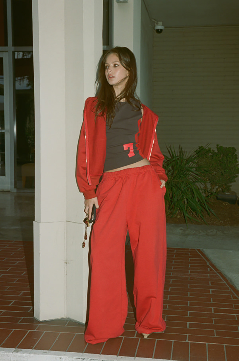 With Jéan Combines Off-Duty Style With A Sustainable Edge