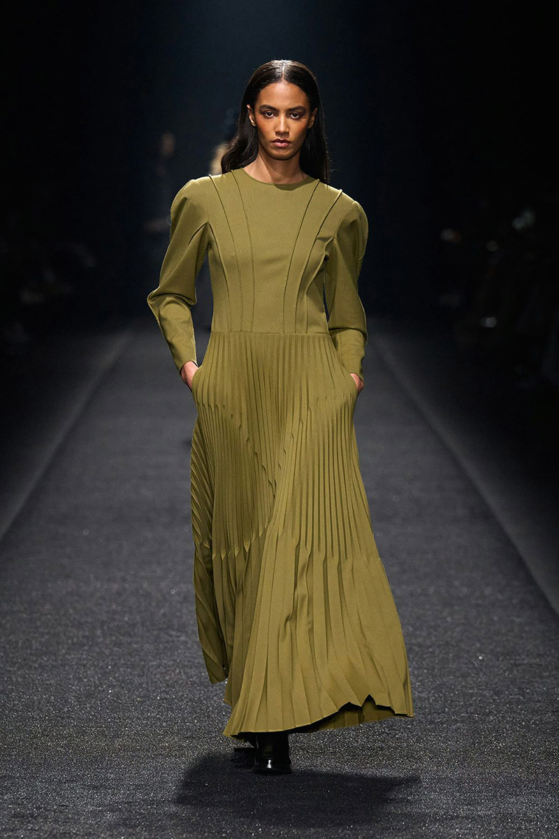 Alberta Ferretti Brings The Glamor In Spades With This FW24 Collection