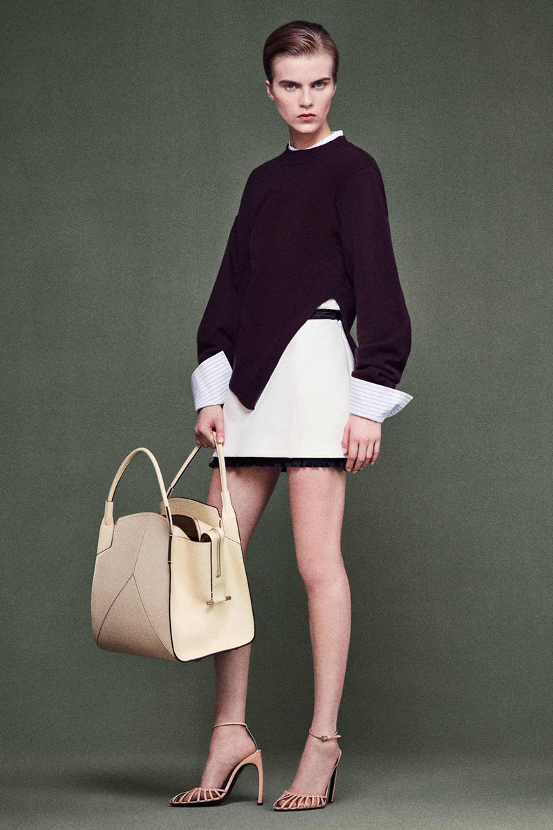 Victoria Beckham Presents An Elegant & Refined Resort 2025 Collection