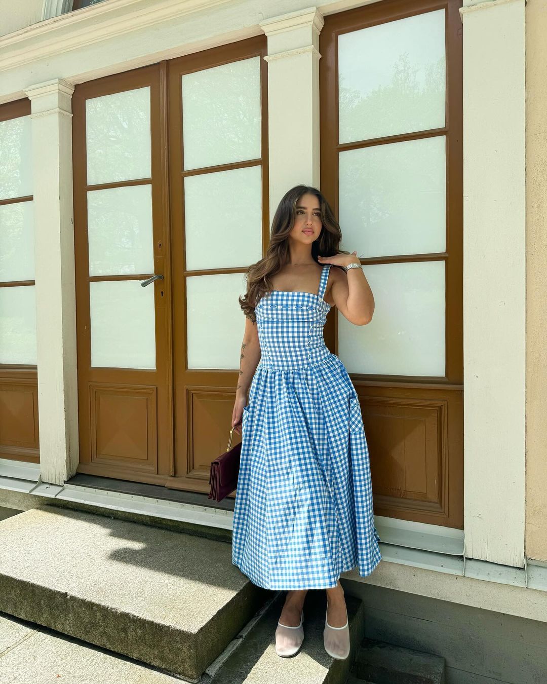 10 Endlessly Chic Ways To Style Mesh Flats