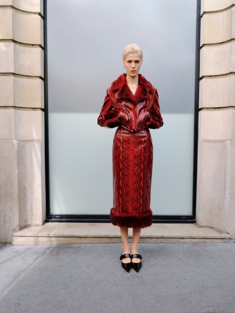 Givenchy Resort 2025 Collection Draws Inspiration From English Style Icons