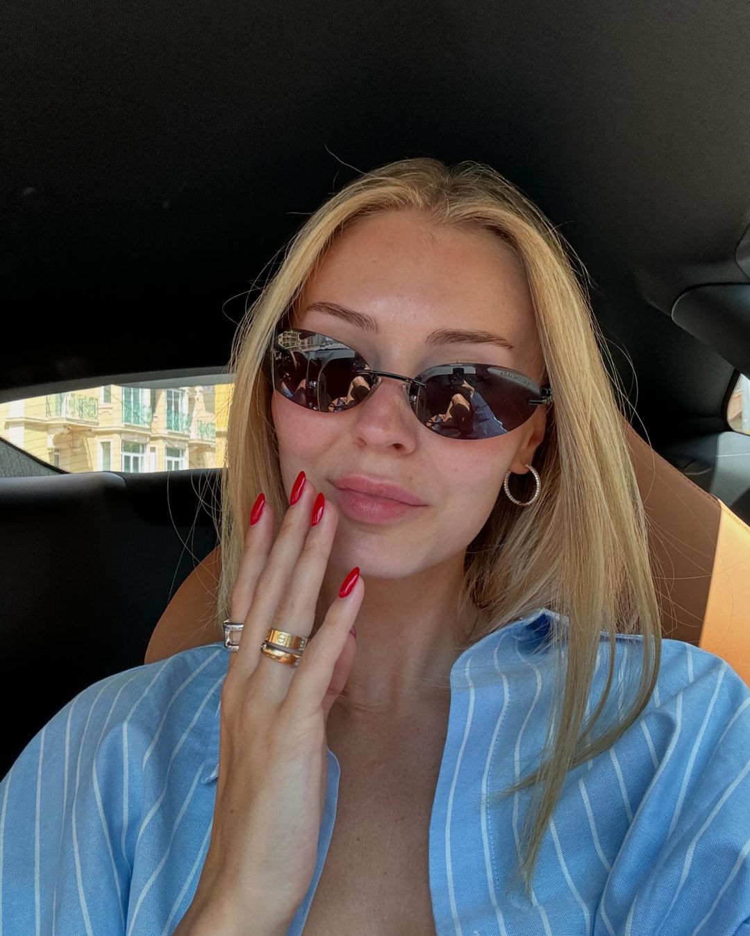 How To Achieve The Perfect Salon-Like Mani At Home