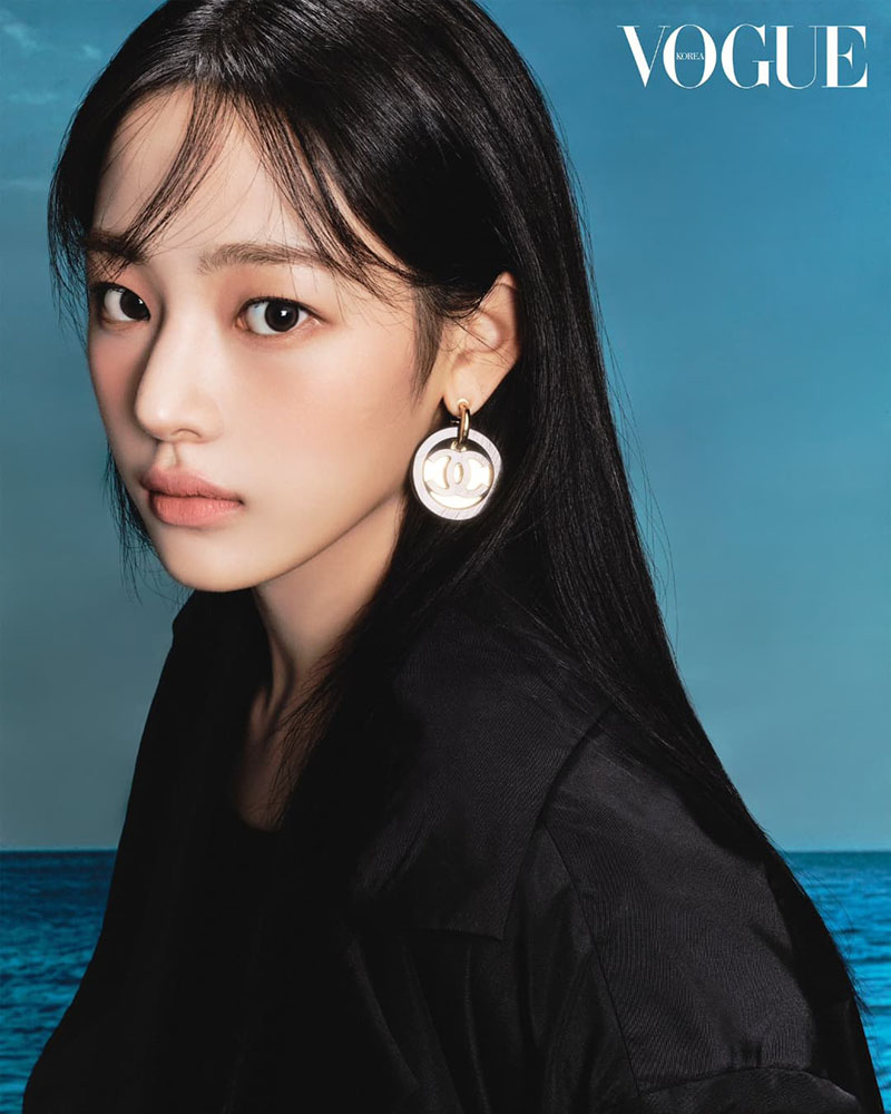 NewJeans Member Minji Graces The Cover Of Vogue Korea In Chanel