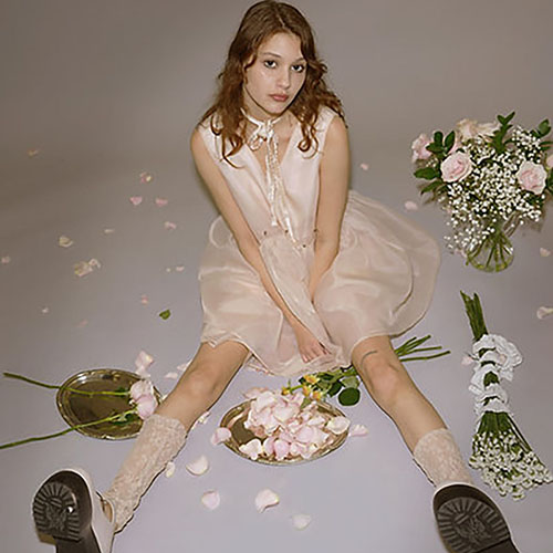 Enjoy The Latest Feminine Looks From Sea NY